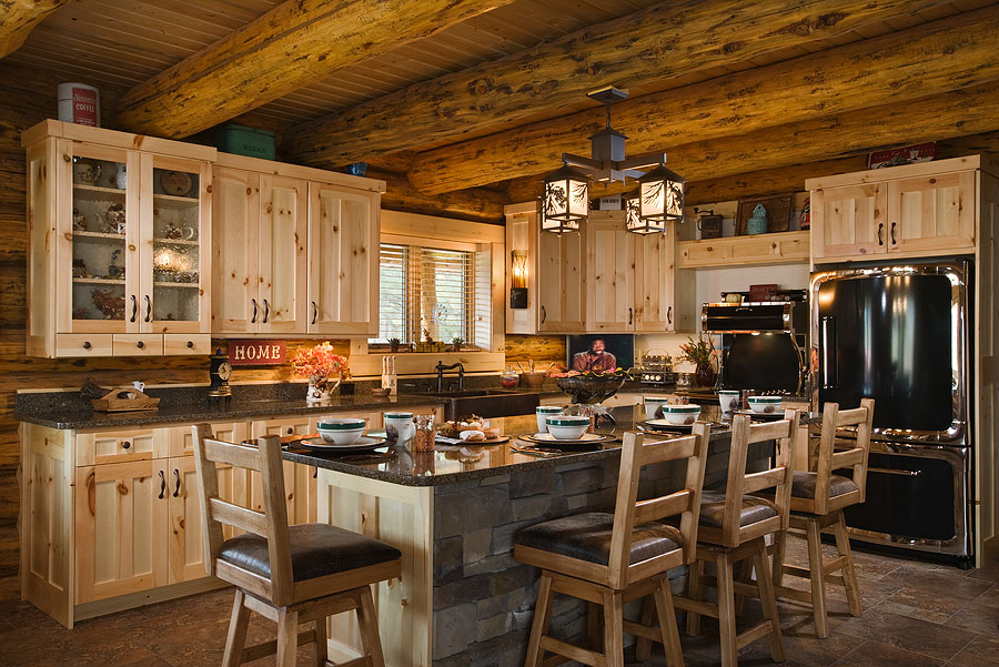 Log Home Kitchens & Dining Rooms | MontanaLogHomes.com : Montana Log Homes